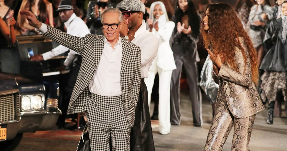 #SuzyLFW Chalayan: Studying The Post-Colonial Body | VOGUE.GR