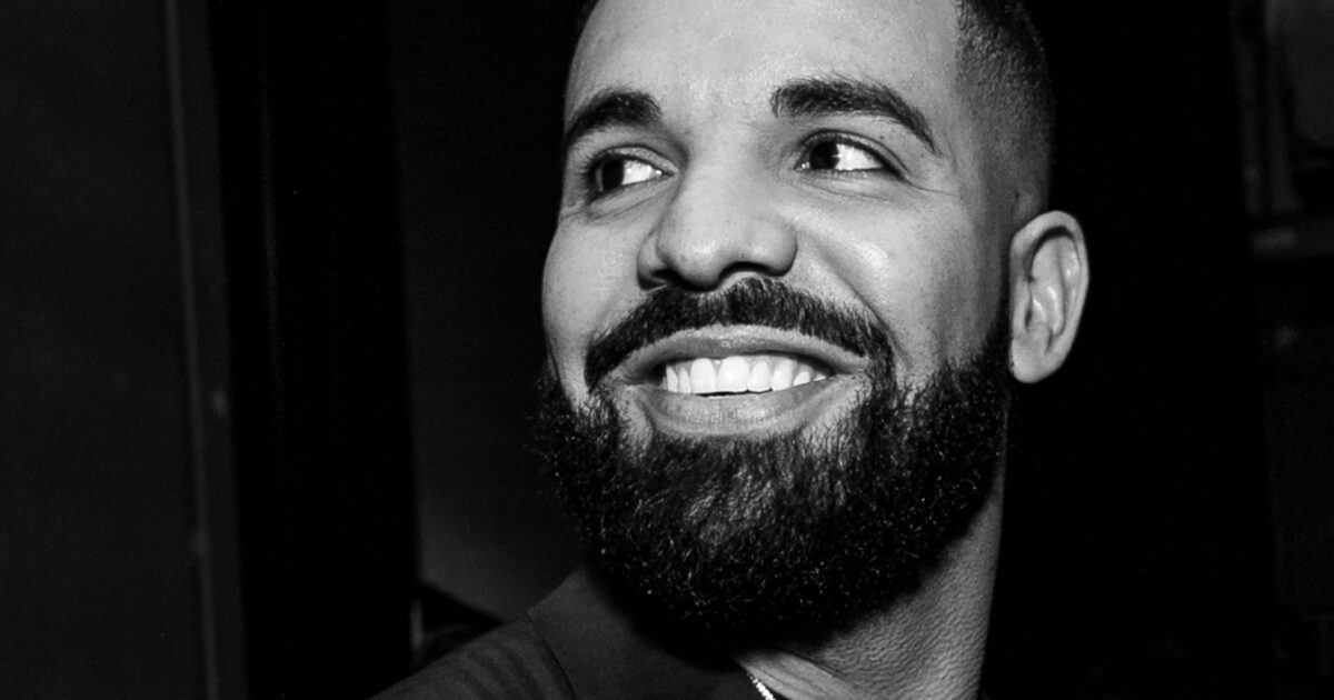 Drake: Πώς έγινε ο πιο επιτυχημένος pop star παγκοσμίως | VOGUE.GR
