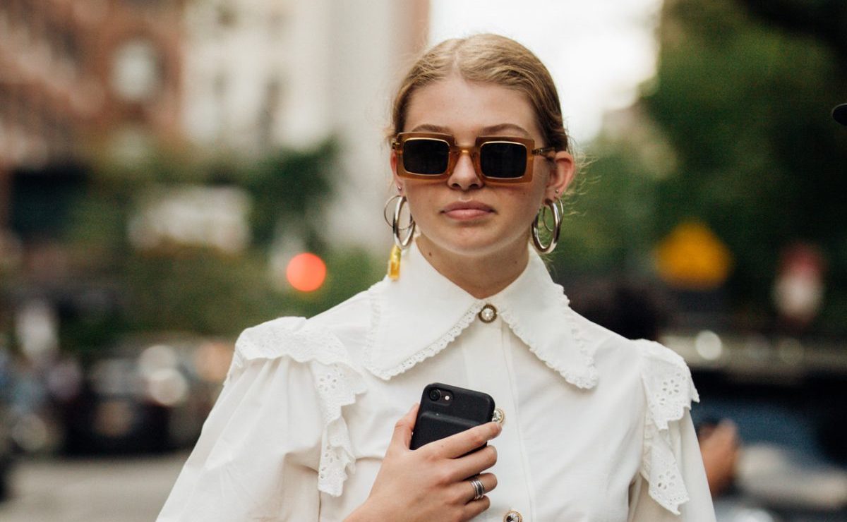 Big Collar Shirt: To πιο κομψό πουκάμισο της άνοιξης και που να το ...