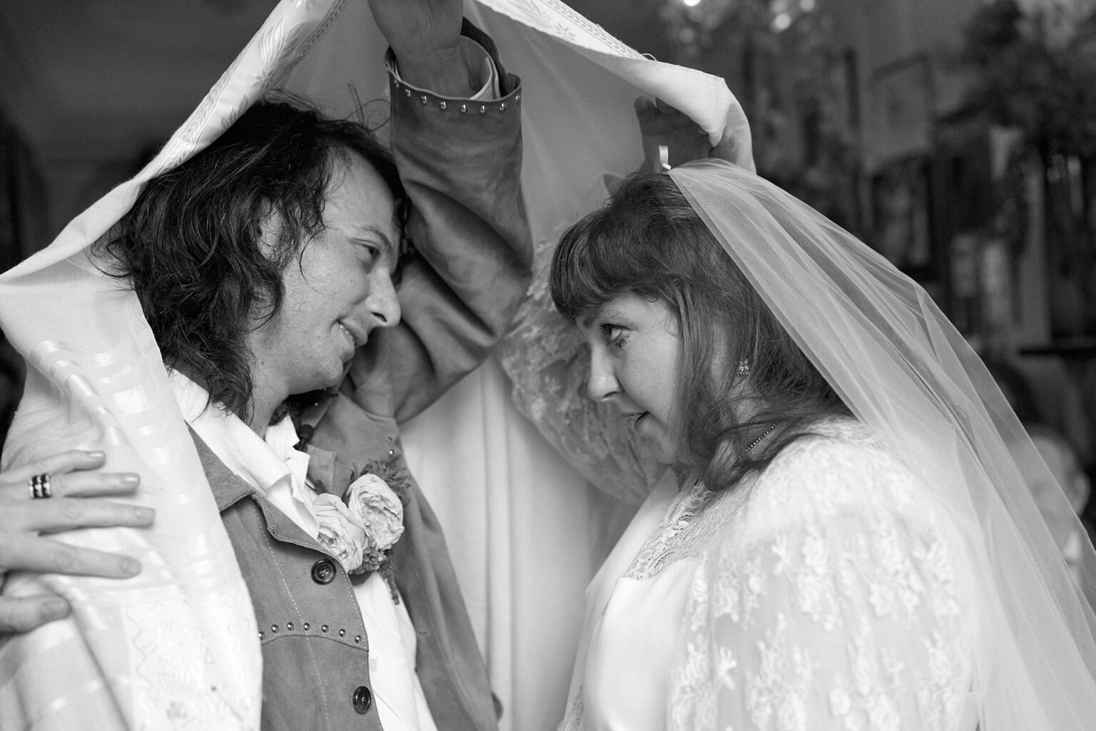 Just married: H Vogue στο γάμο της Lena Dunham στο Λονδίνο | VOGUE.GR