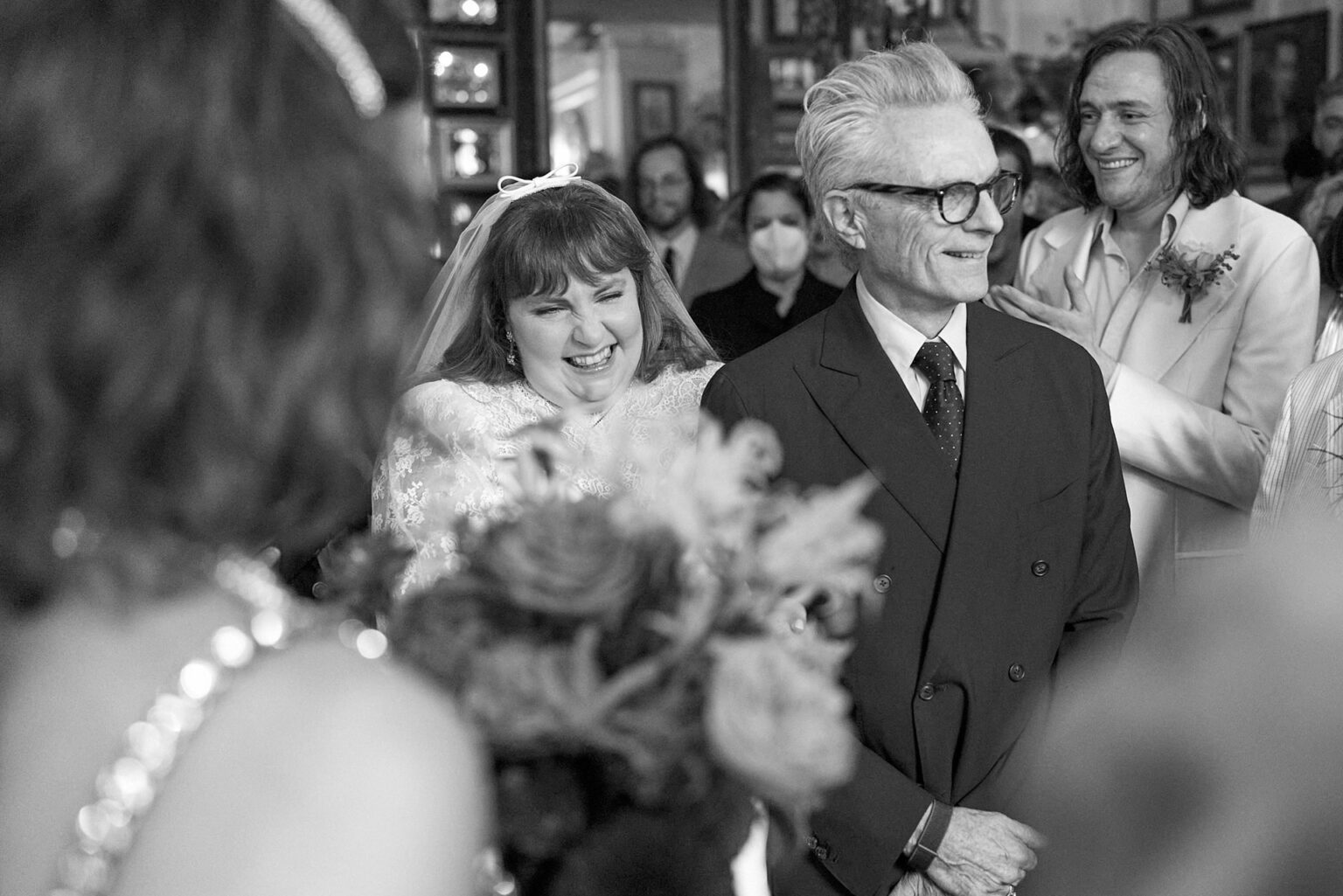 Just married: H Vogue στο γάμο της Lena Dunham στο Λονδίνο | VOGUE.GR