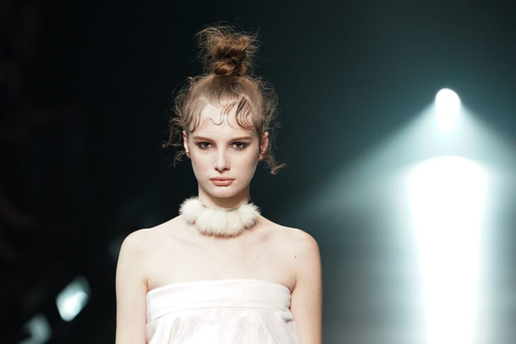 Octopus bun: Το πιο εύκολο καλοκαιρινό χτένισμα καταπολεμά το ...