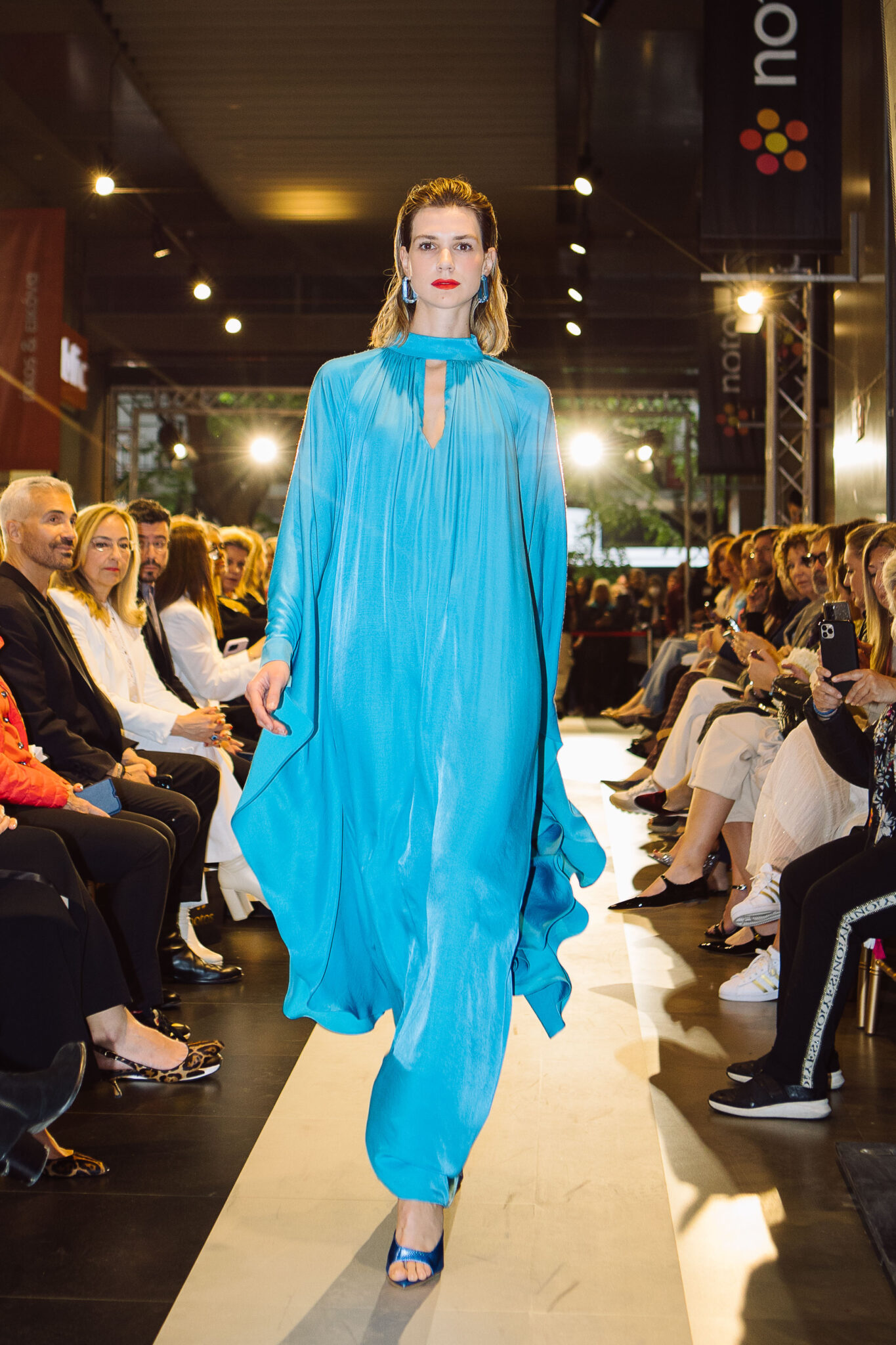 All Things Fashion: Τα notos παρουσίασαν το πιο summer catwalk στην ...
