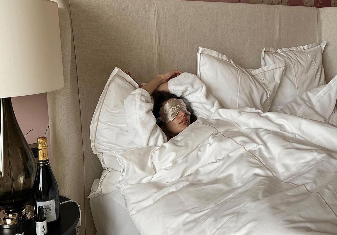 Ποιοτικός ύπνος: Οι 3 βασικές αρχές από τους sleep experts | VOGUE.GR