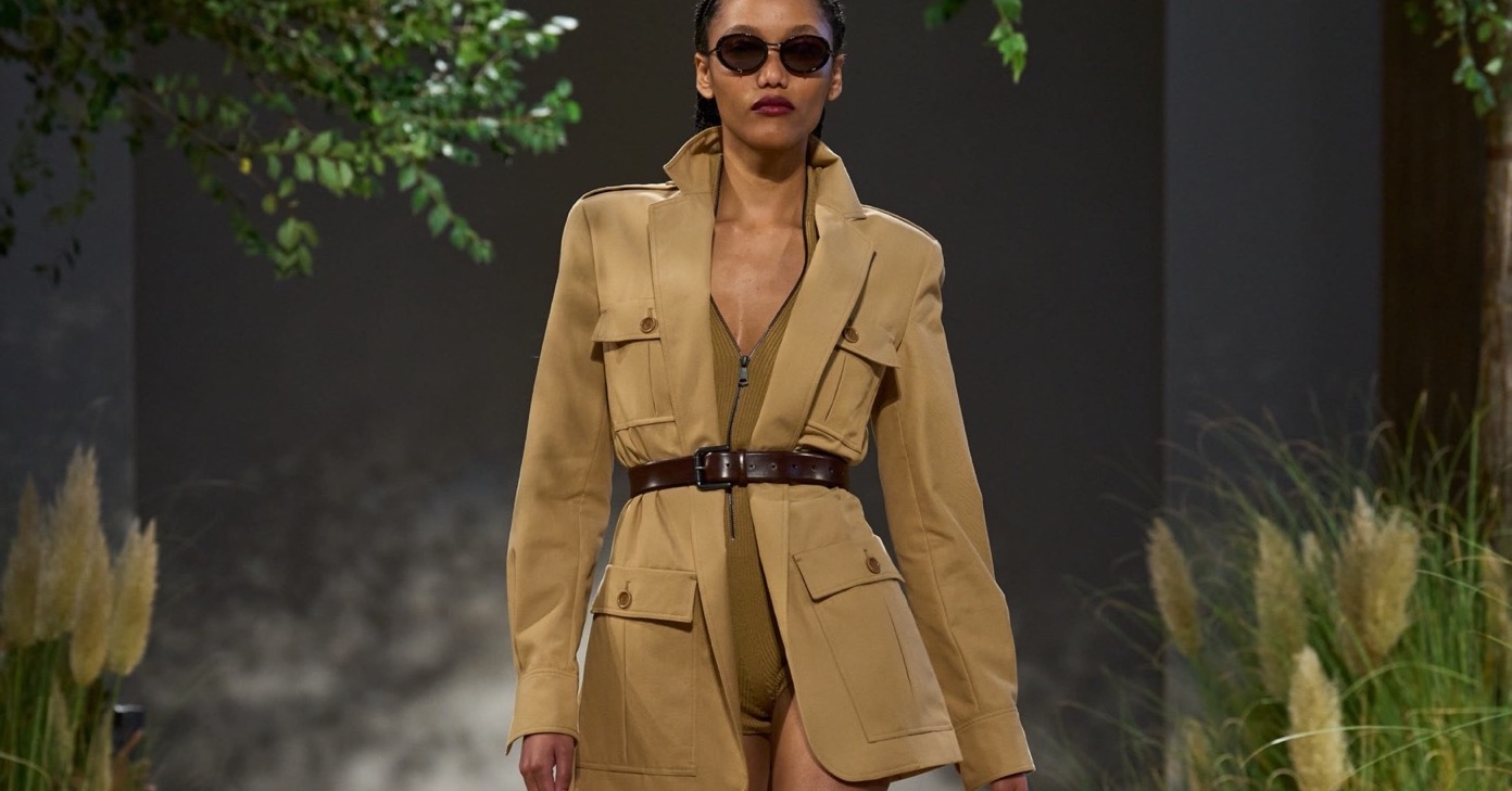 Max Mara SS24: Όλες οι λεπτομέρειες για το military style στην πασαρέλα ...