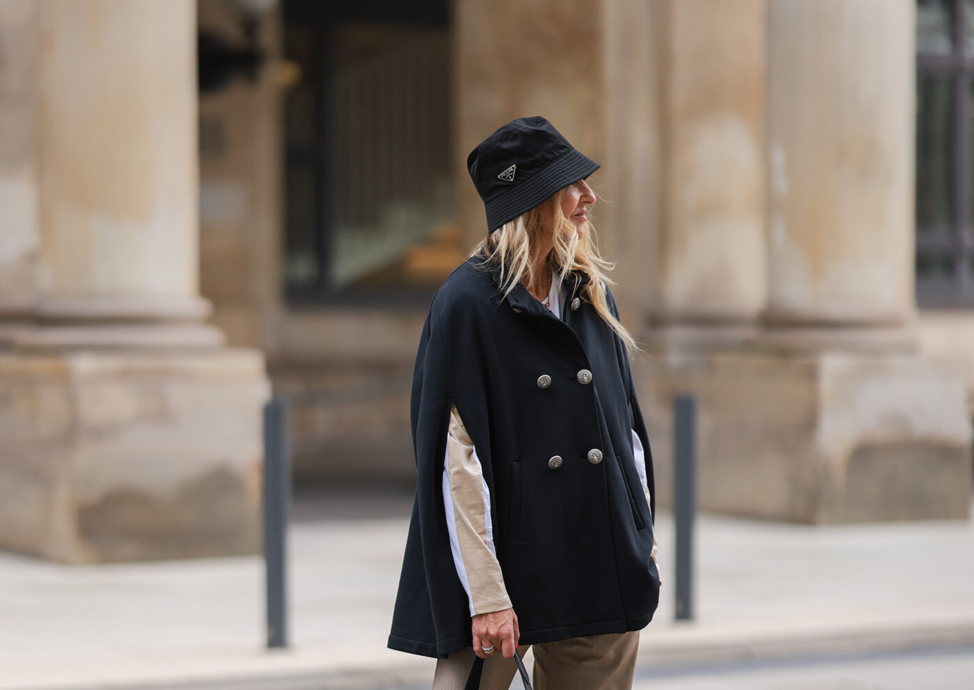 Κάπα: Επιστρέφει και είναι super trend | VOGUE.GR