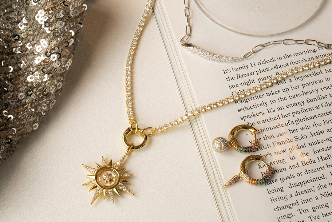 Glam Touch: Τα κοσμήματα Ania Haie θα πλαισιώσουν τα γιορτινά looks | VOGUE.GR