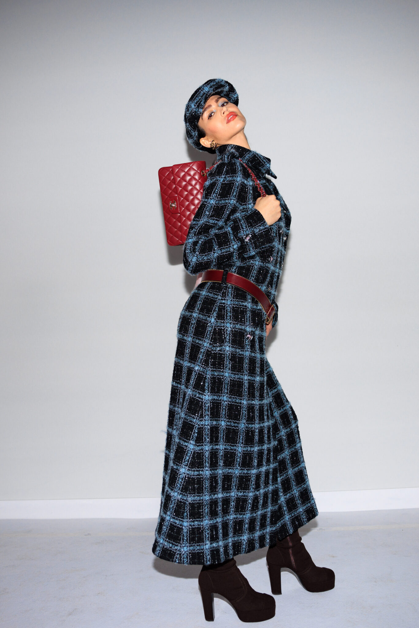 Chanel FW 24-25: Επιστροφή στο Deauville | VOGUE.GR
