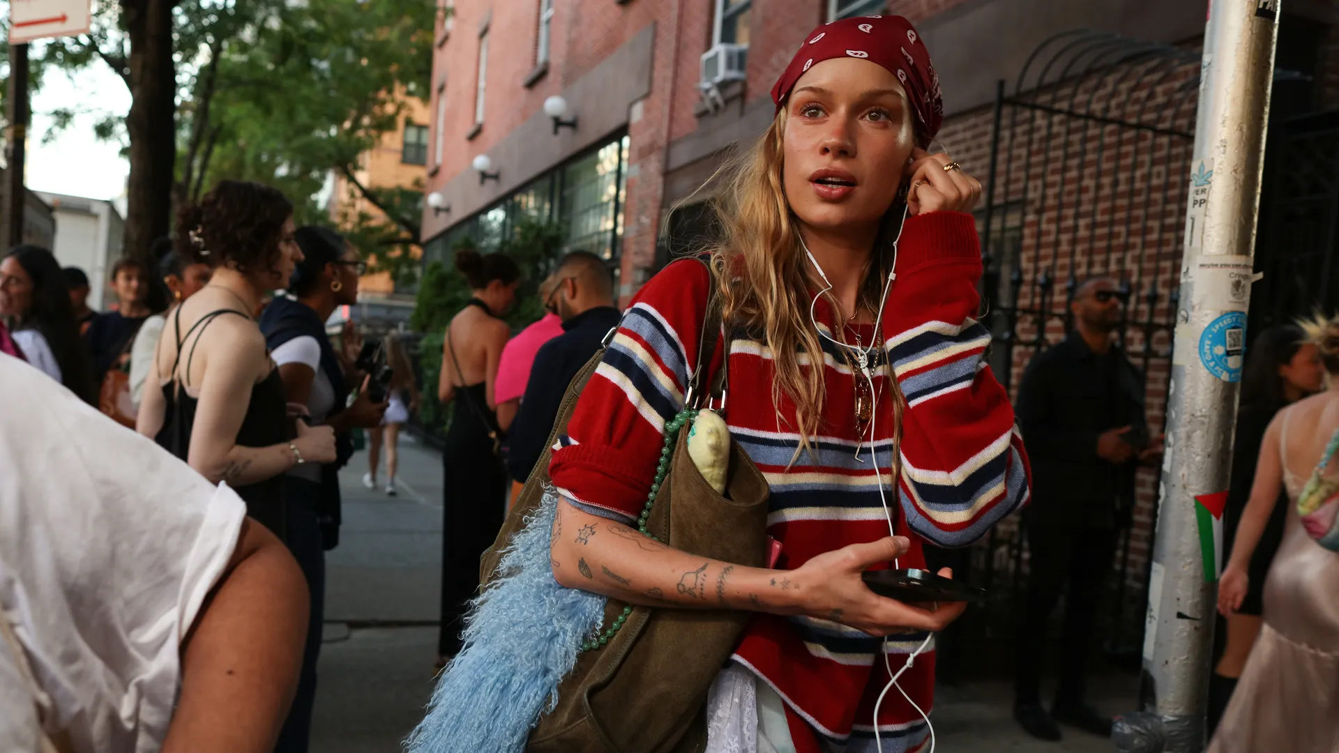 Εβδομάδα Μόδας Νέας Υόρκης: Τα πιο cool street style moments μέσα από ...