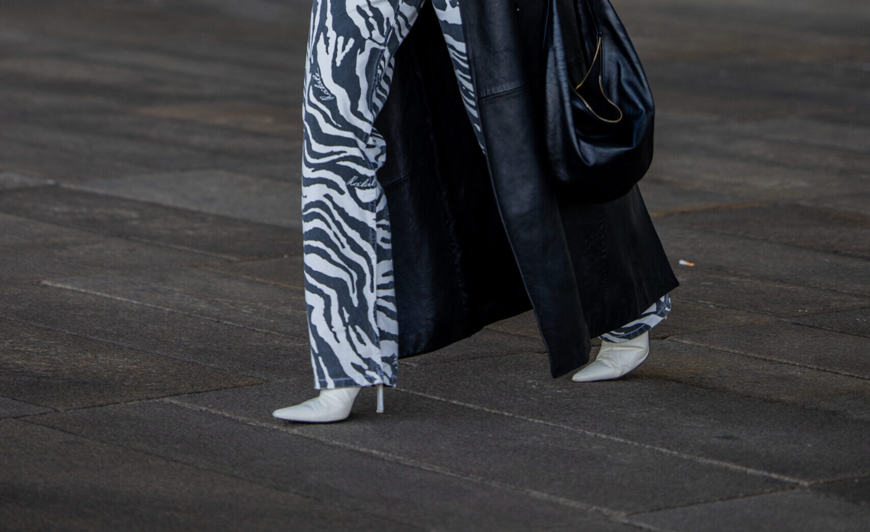 Zebra print: Πώς θα φορέσετε το πιο δημοφιλές trend στο street style ...