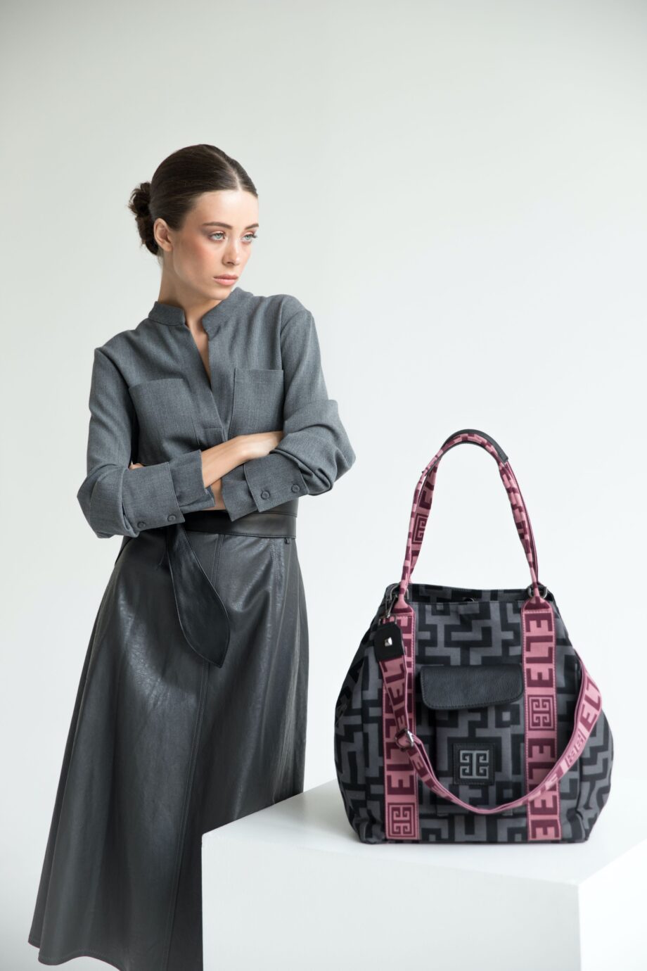 EL Bags: Οι πιο hot τσάντες του χειμώνα είναι δερμάτινες | VOGUE.GR