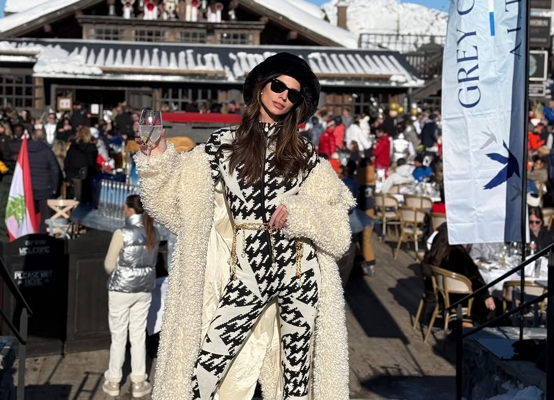 Η Ηλιάνα Παπαγεωργίου ταξίδεψε με chic skiwear και την ultra premium ...