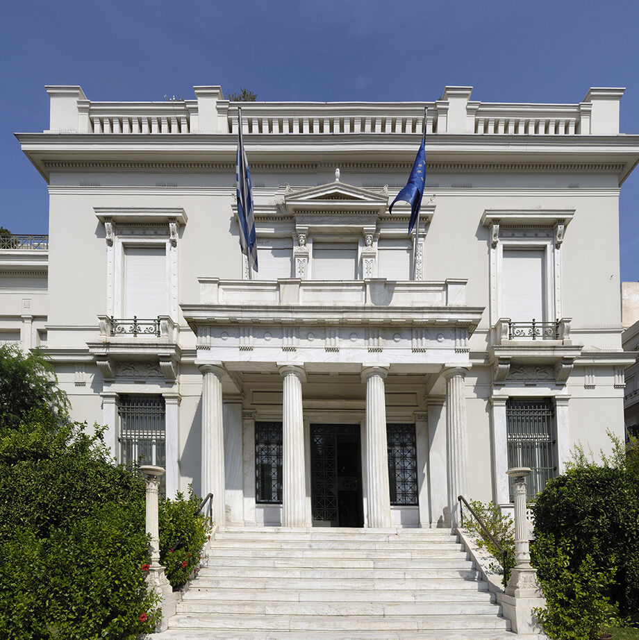 Το Μουσείο Μπενάκη και η Rolex ενώνουν τις δυνάμεις τους | VOGUE.GR